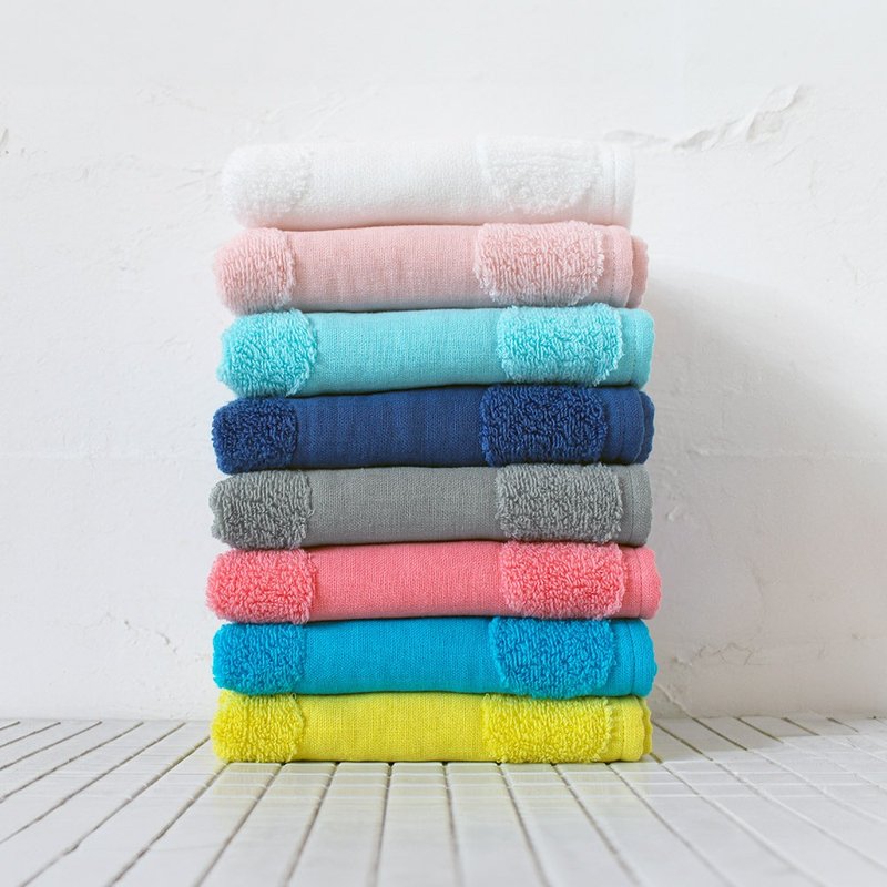 【kontex】SOF 今治水玉點點無撚紗質柔膚方巾、毛巾、浴巾 日本kontex｜毛巾/浴巾人氣榜 - Pinkoi