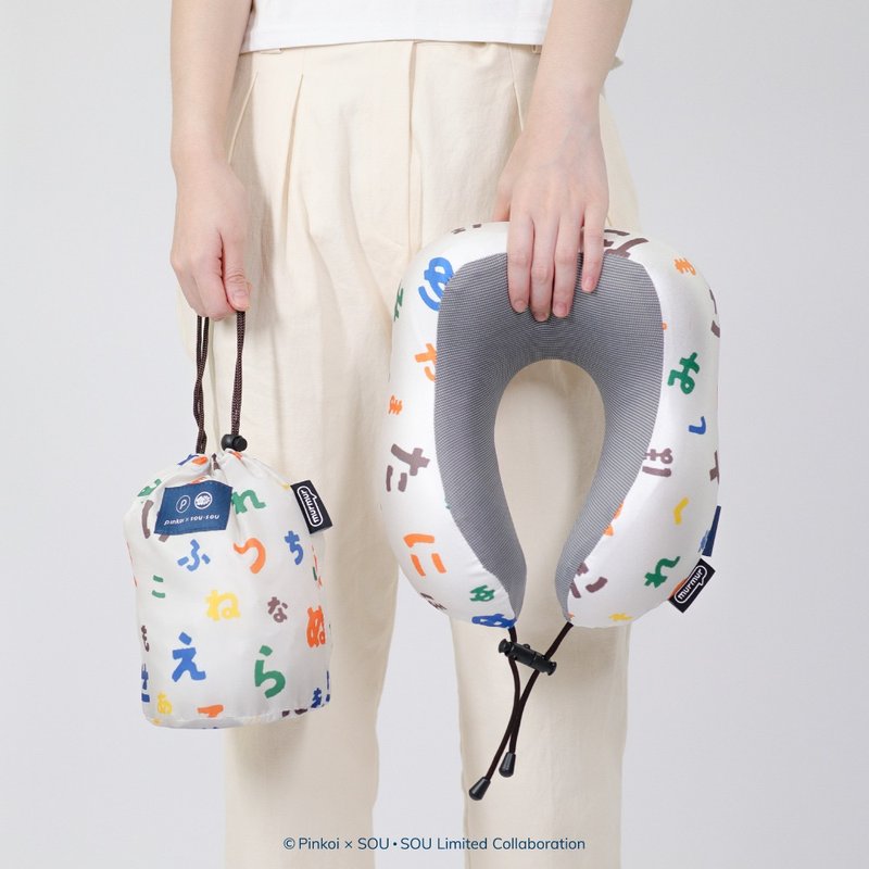 【微瑕疵】Pinkoi x SOU・SOU x murmur 山丘頸枕I五十音歌 murmur｜頸枕/午睡枕人氣榜 - Pinkoi