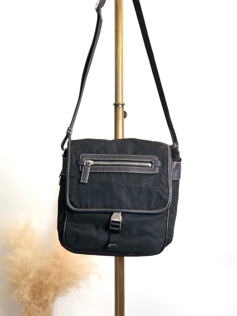 [Direct from Japan Luxury Pre-owned Bag] PRADA Shoulder Bag Black ...