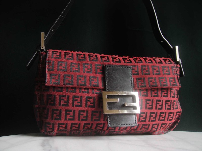 輝煌年代 OLD ERA _早期二手老包義大利製FENDI手提包肩背包 輝煌年代 OLD ERA｜側背包/斜背包人氣榜 - Pinkoi