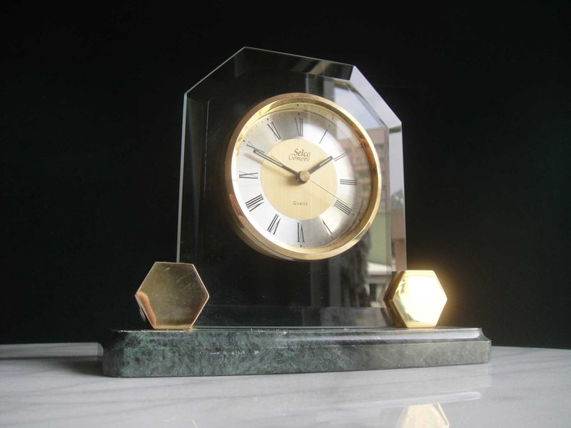 [OLD-TIME] Early second-hand heavy marble desk clock made in Taiwan ...