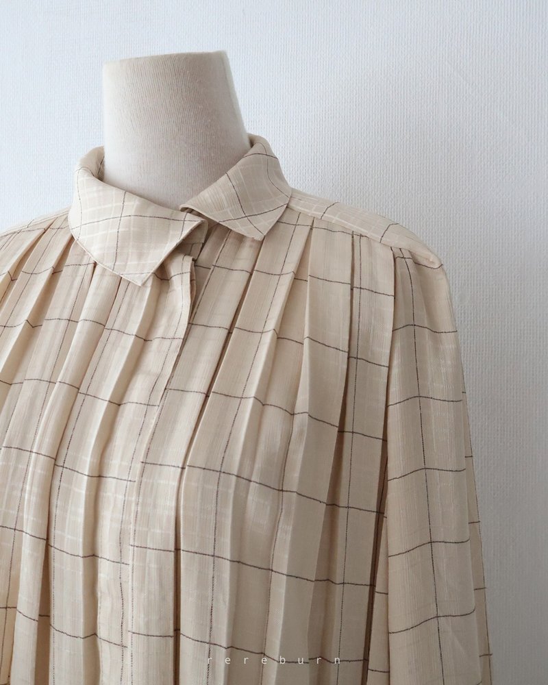 日本製復古剪裁寬鬆金釦長袖卡其色格紋古著襯衫 REreburn｜女襯衫人氣榜 - Pinkoi