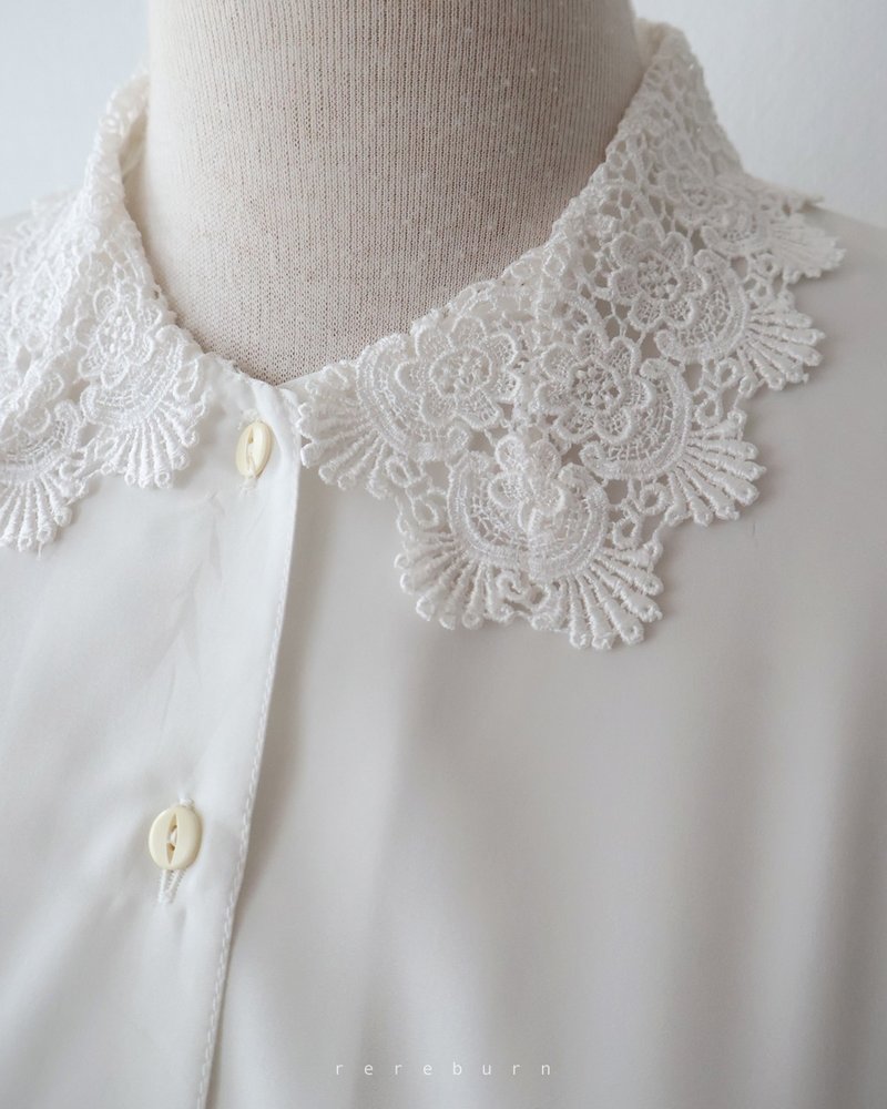 日本製復古蕾絲領飛鼠袖寬鬆長袖白色古著襯衫 REreburn｜女襯衫人氣榜 - Pinkoi