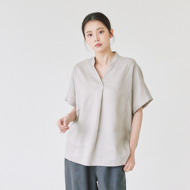 【Simply Yours】簡約V領亞麻上衣 灰F Simply Yours｜女上衣/長袖上衣人氣榜 - Pinkoi