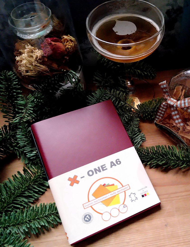 德國x17│尺寸A6│拆換式手帳 |單彈繩|複合皮|酒紅 卡涅精選文具｜筆記本/手帳人氣榜 - Pinkoi