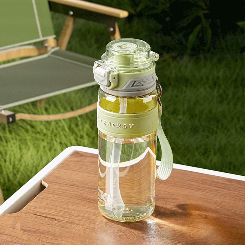 【TKK】鉑金級PPSU 手提式運動水壺 620ML-暖苔綠 TKK專業運動水壺 台灣代理｜水壺/水瓶人氣榜 - Pinkoi