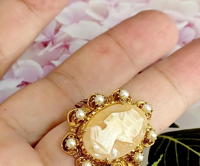 Florenza ring store