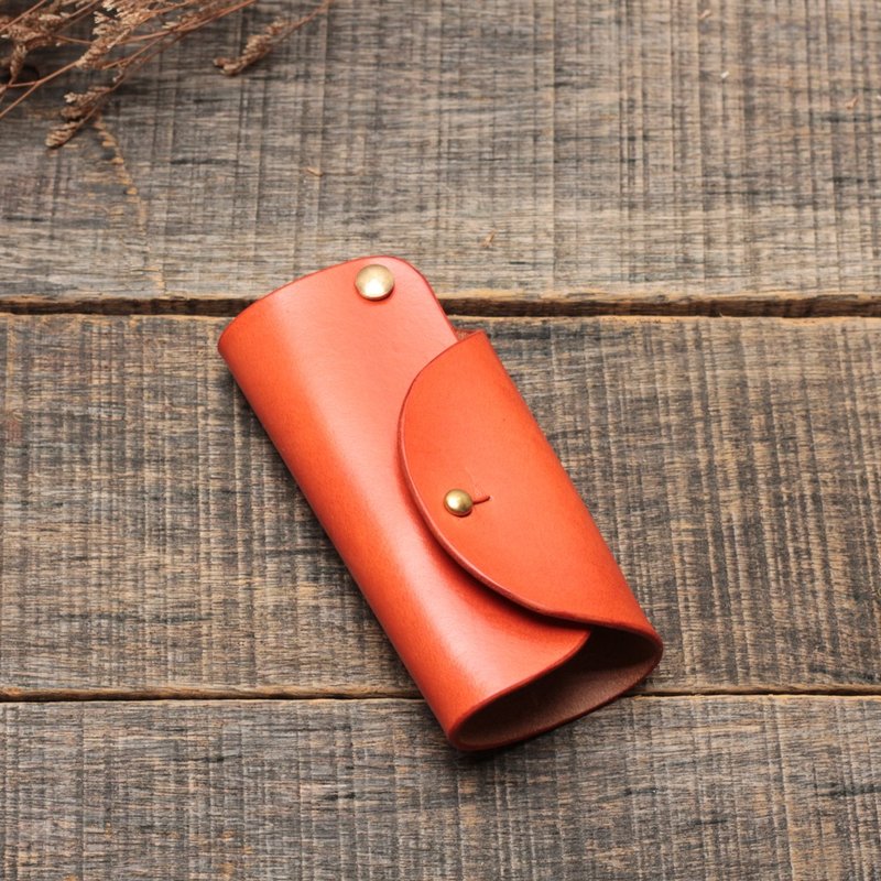 Minimal 鑰匙包∣秋楓紅手染植鞣牛皮革∣純銅五金∣多色 Bluecat Leatherware｜手工皮革製品｜鑰匙圈/鑰匙包人氣榜 - Pinkoi