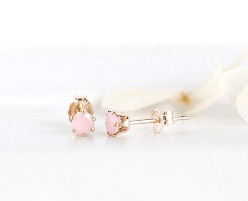 桜色*14kgfピンクオパールスタッドピアス+パールキャッチ mumu-jewelry77｜耳環/耳夾/耳骨夾人氣榜 - Pinkoi