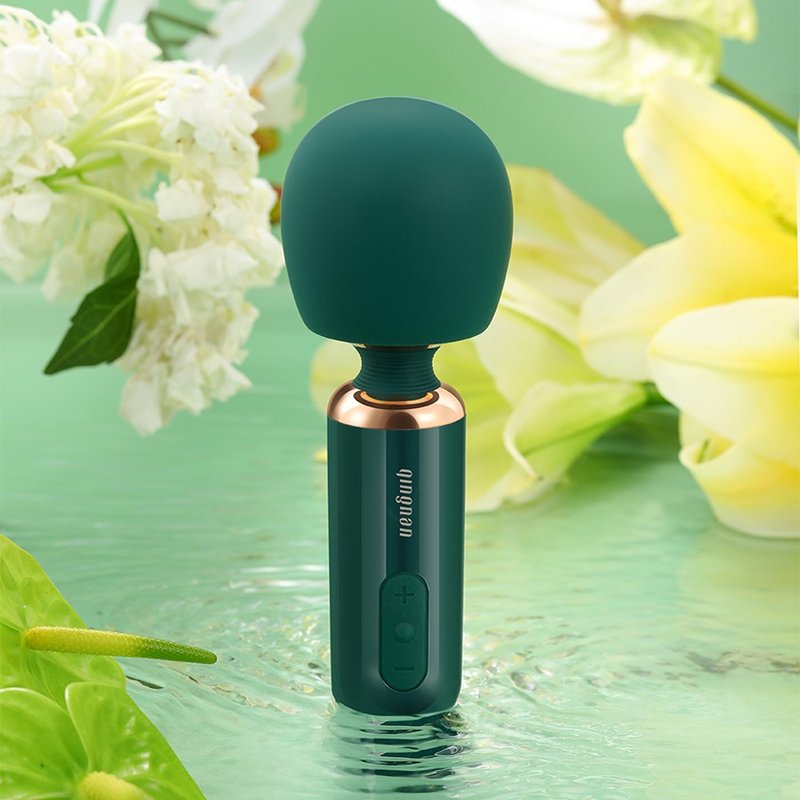 輕喃 qingnan #5迷你強震AV震動棒(紳士綠) SISTALK 小怪獸 & sis select｜情趣用品人氣榜 - Pinkoi