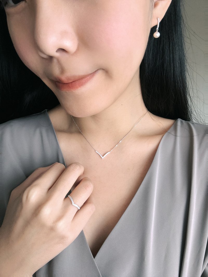 V形鎖骨鍊 ALPHA JEWELRY｜項鍊人氣榜 - Pinkoi