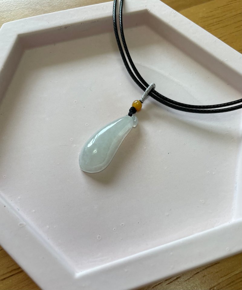 Fumelon, Necklace - Natural Jadeite A (Mowanji Green Clear) - Shop Yun ...