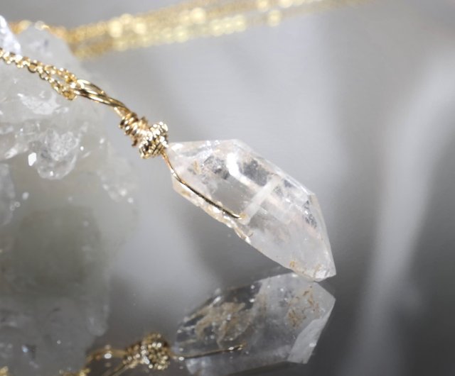 One picture one object 570 Shining Diamond Double pointed Crystal Raw Stone Crystal Necklace Spiritual Intuition Good Luck Accessories Shop Septetone Power Stone Necklaces Pinkoi