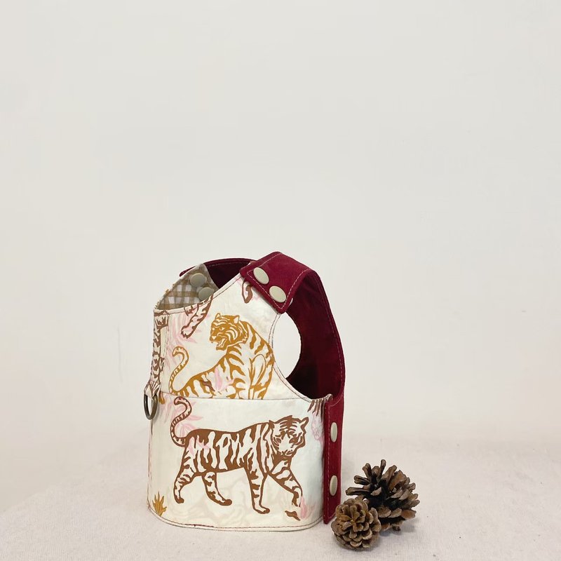 CHENG FUKU 動物園 - 虎虎生風 CHENG FUKU｜寵物衣服人氣榜 - Pinkoi