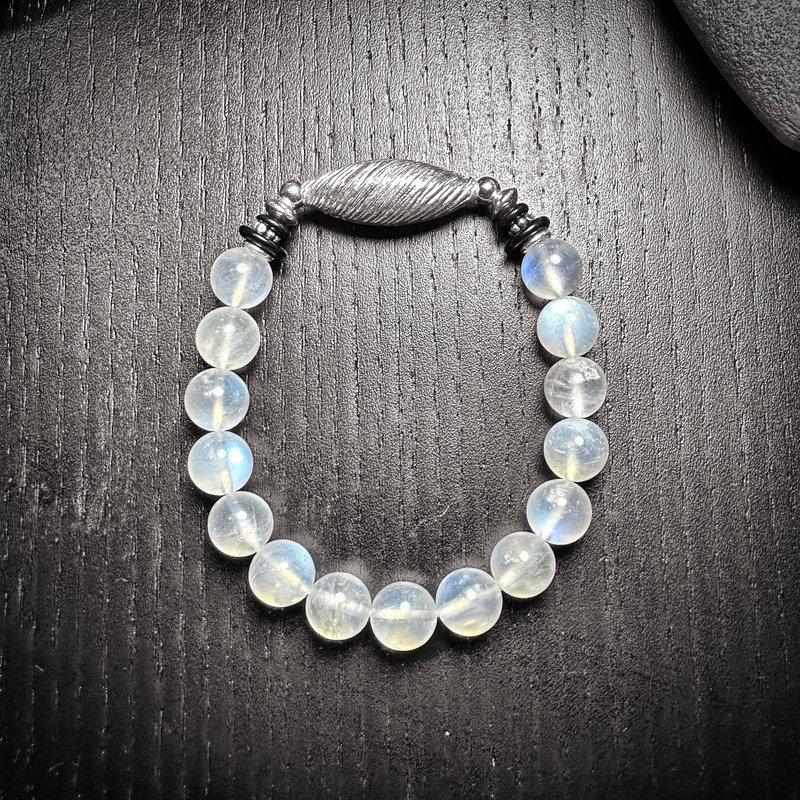 8mm+月光石 椰殼 銀製手串 Attract studio｜手鍊/手環人氣榜 - Pinkoi