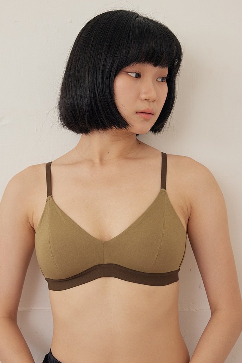 柔韌・無造作拼色三角杯 - 橄欖綠 韌 REN｜無鋼圈內衣｜女內衣褲人氣榜 - Pinkoi