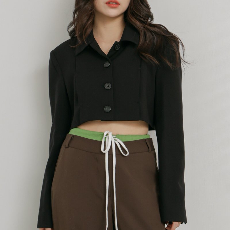 顯瘦西裝式-短版長袖上衣-黑色 NO216｜女西裝外套人氣榜 - Pinkoi