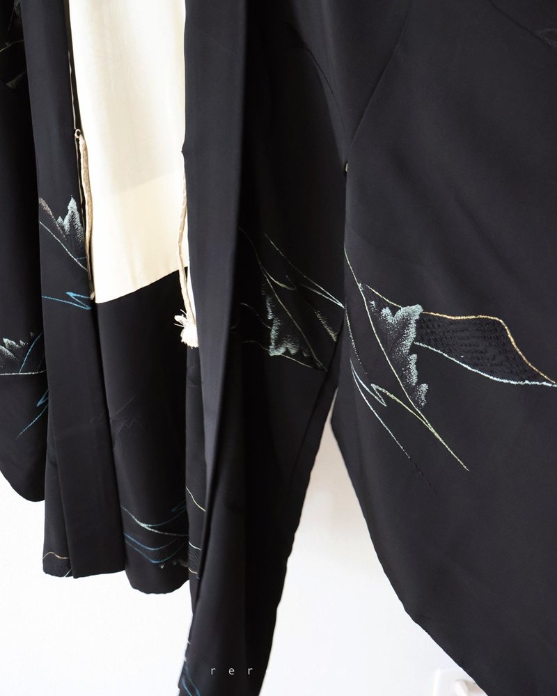 日本製和風印花黑色古著羽織和服外套 REreburn｜女大衣/外套人氣榜 - Pinkoi