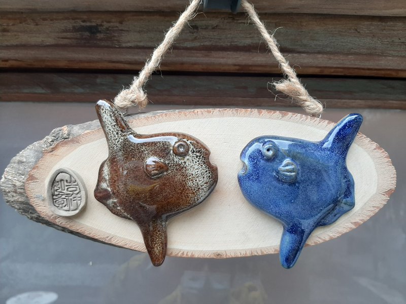 Hualien's Top 100 Souvenirs Excellent Prize - Mambo Fish Pine Wood ...