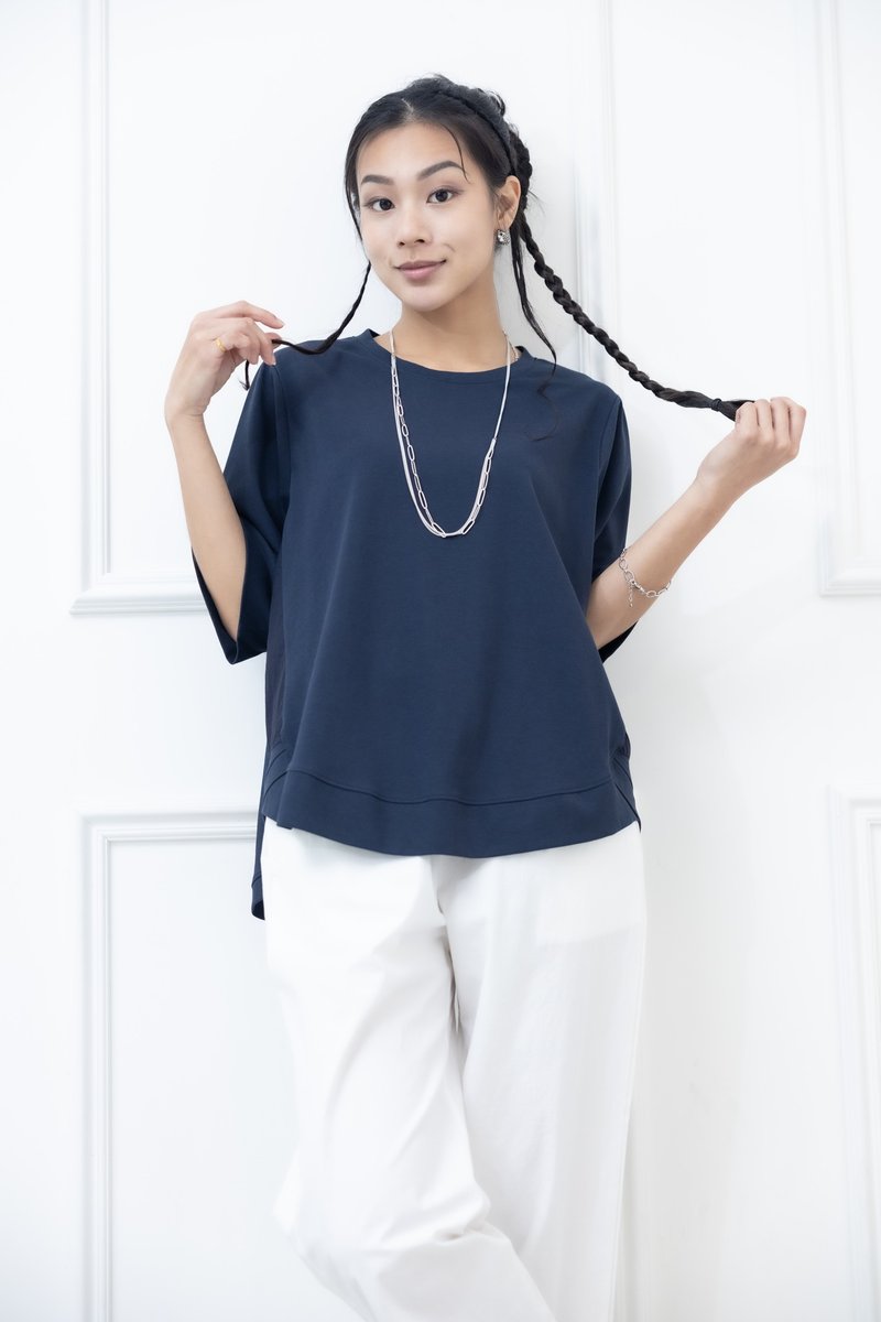 mlu mlu刺繡袖子短袖上衣 藍色拼黑色 Meya 編縫編織｜女 T 恤人氣榜 - Pinkoi