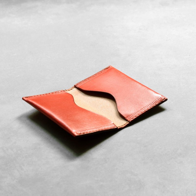 Retro 輕薄名片夾∣秋楓紅手染植鞣牛皮革∣多色 Bluecat Leatherware｜手工皮革製品｜名片夾/名片盒人氣榜 - Pinkoi