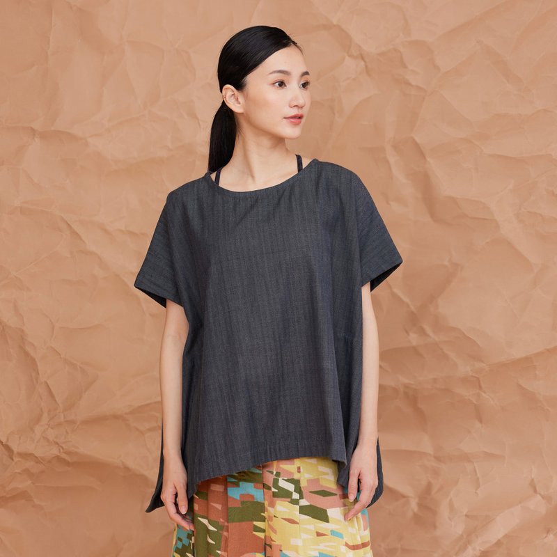 Rectangular Unisex Top_Dark Graphite - Shop TWINE Women's Tops - Pinkoi