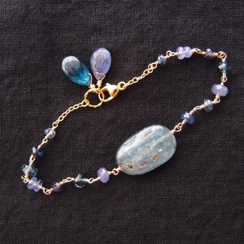 【K14gf】Big Kyanite Bracelet 大粒スカイブルーカイヤナイト ブレスレット Yatto.co｜手鍊/手環人氣榜 - Pinkoi