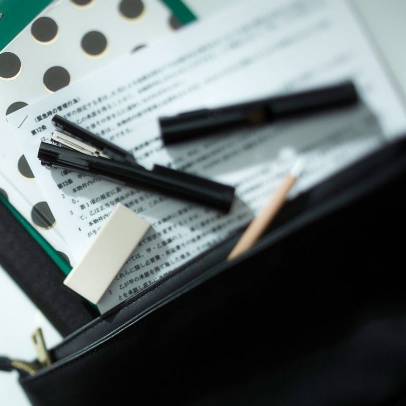 sun-star STICKYLE portable/pen stapler - Shop urbanprefer Staplers - Pinkoi