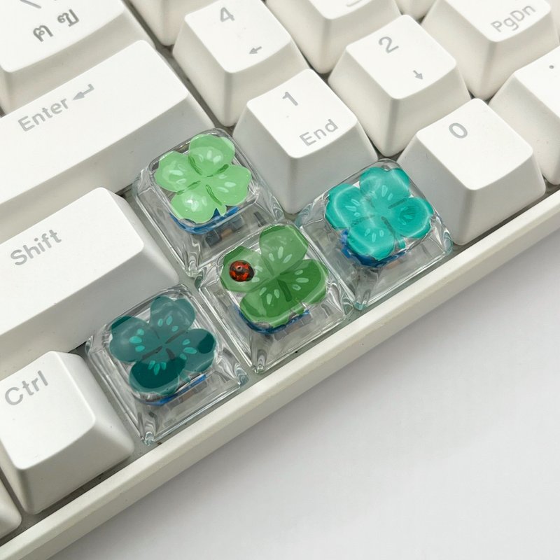 XDA keycap set Clover and ladybug (Clear) fayfena｜電腦配件人氣榜 - Pinkoi