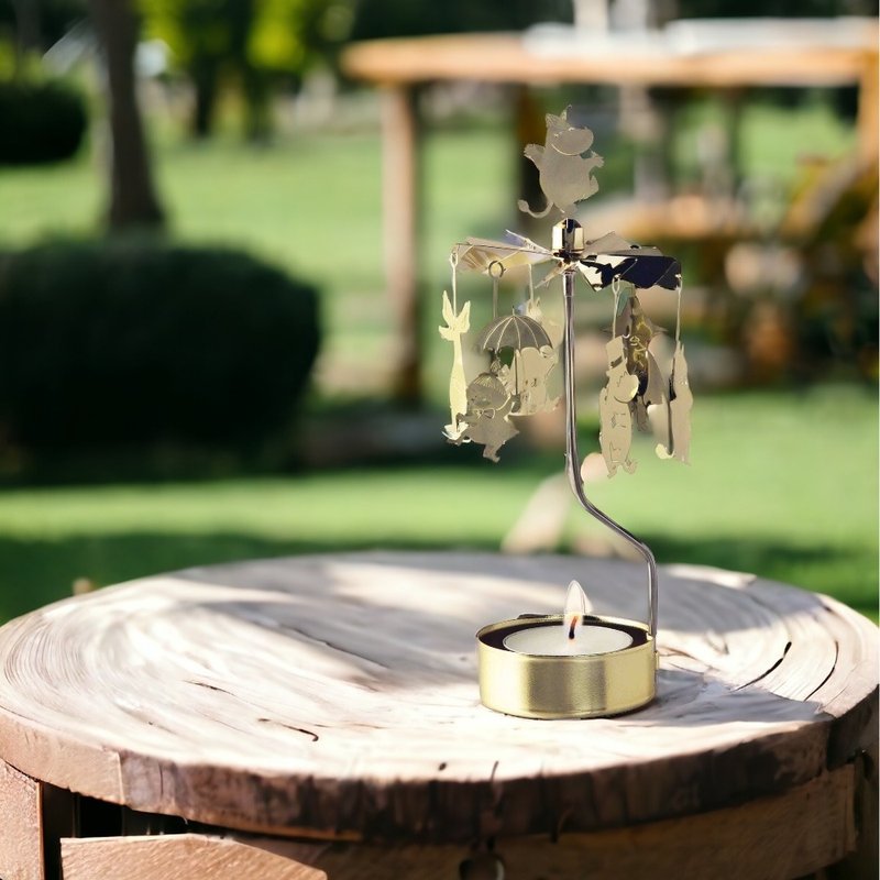 嚕嚕米家族旋轉燭座(附蠟燭) PLUTO Design｜香氛蠟燭/燭台人氣榜 - Pinkoi