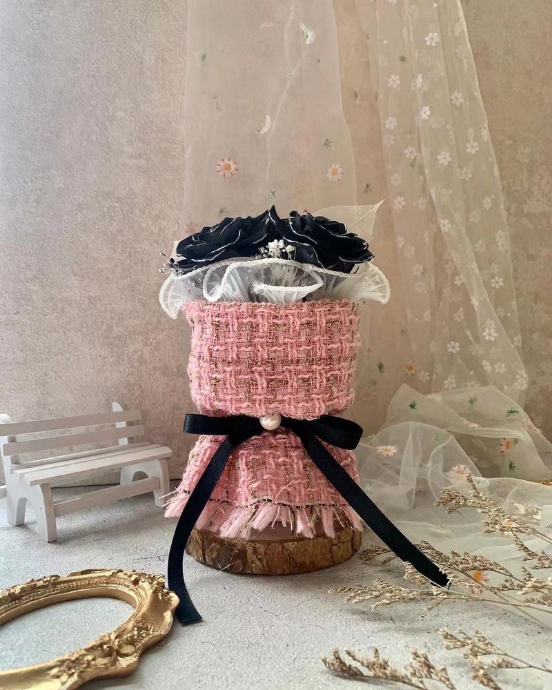 小香風Black&Pink玫瑰擴香石盆栽(客製香氛) - 設計館 Le Petit Florist。小花室 乾燥花/永生花 - Pinkoi