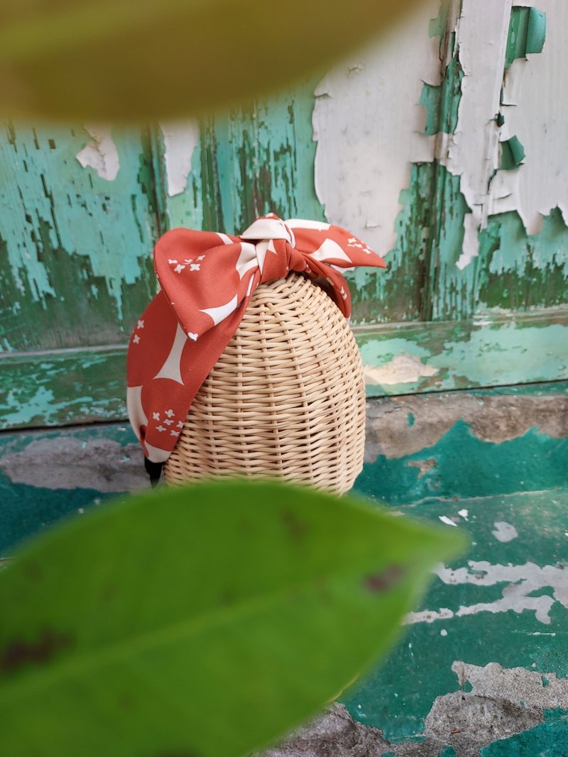 手作髮箍 橘色花花 bubu studio(布布工作室）｜髮箍/髮帶人氣榜 - Pinkoi