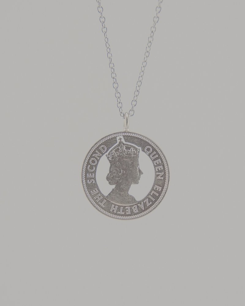 香港銀色伍毫硬幣 英女皇頭像剪影頸鏈 Riley the jewellery｜項鍊人氣榜 - Pinkoi