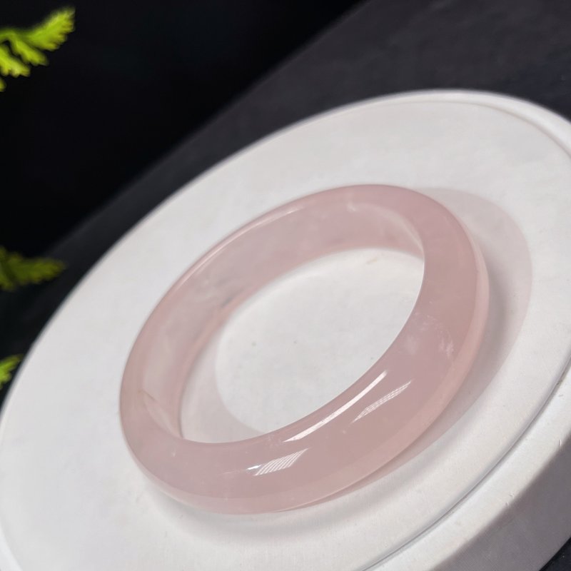 福利款 淺色粉晶手鐲 58MM WANZAMGOK｜手鍊/手環人氣榜 - Pinkoi