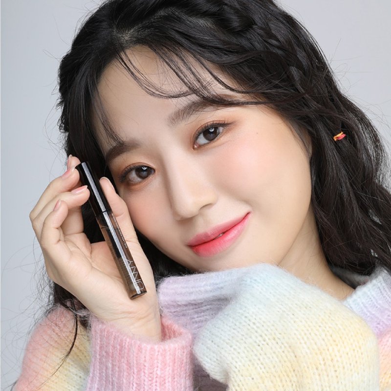 IM UNNY 睫毛滋養精華液4.5g IM`UNNY｜眼影/眉筆/眼眉彩人氣榜 - Pinkoi