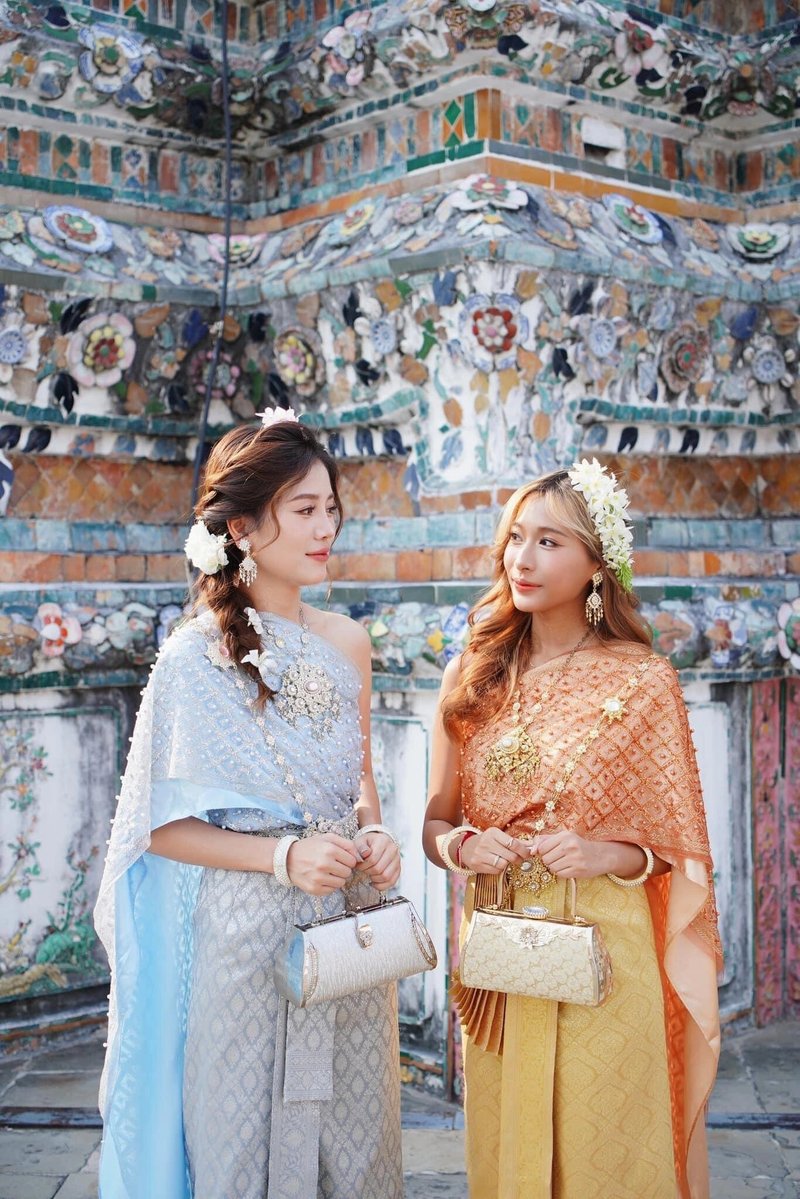 【體驗】1小時 曼谷泰服攝影師 (Snapro攝影師預約平台) Snapro攝影師預約平台｜攝影/心靈/講座人氣榜 - Pinkoi