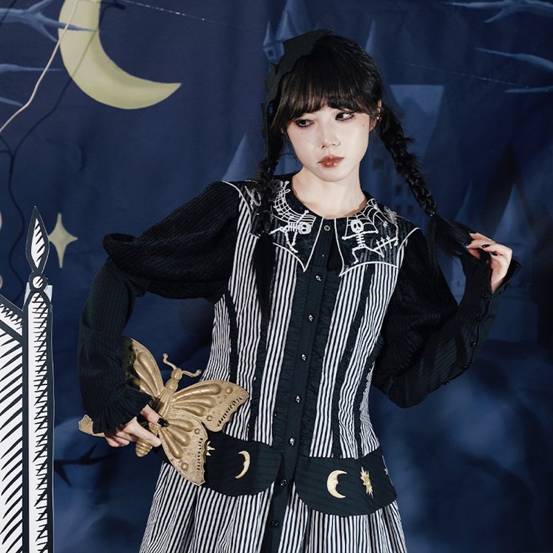 Meugler牛稠岛 德古拉幸福一天 炼金术硬币印花连衣裙 哥特风叠穿 - ショップ ムーグレ ワンピース - Pinkoi