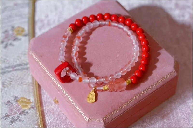 天然原礦硃砂精品紅砂倆圈手鏈 尺寸6mm左右 含量高達95%以上 水墨｜手鍊/手環人氣榜 - Pinkoi