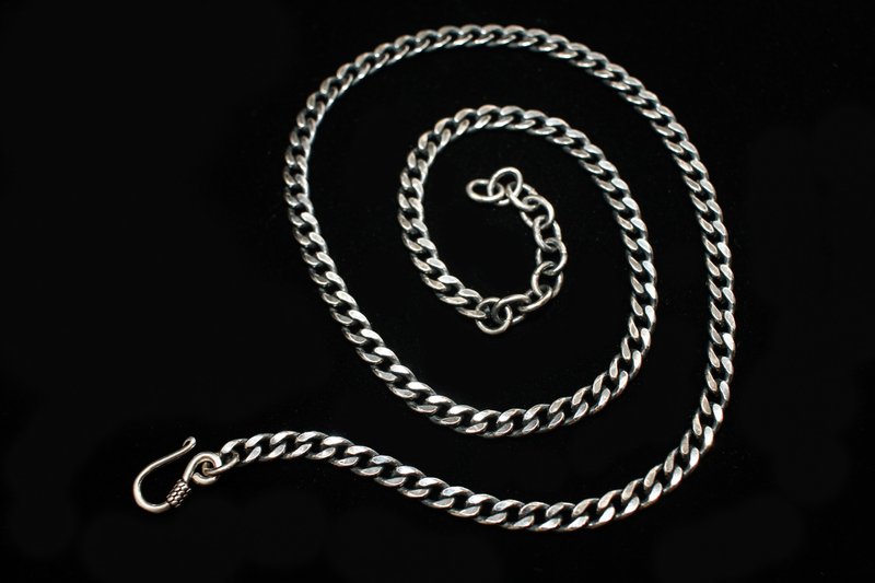 【純銀系列】925純銀 扁O形古巴鍊項鍊 光感佳 鉍元素 SBI｜項鍊人氣榜 - Pinkoi