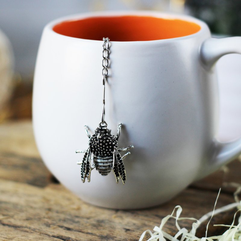 Bumble bee tea strainer for herbal tea, Tea infuser with bee charm, Tea ...