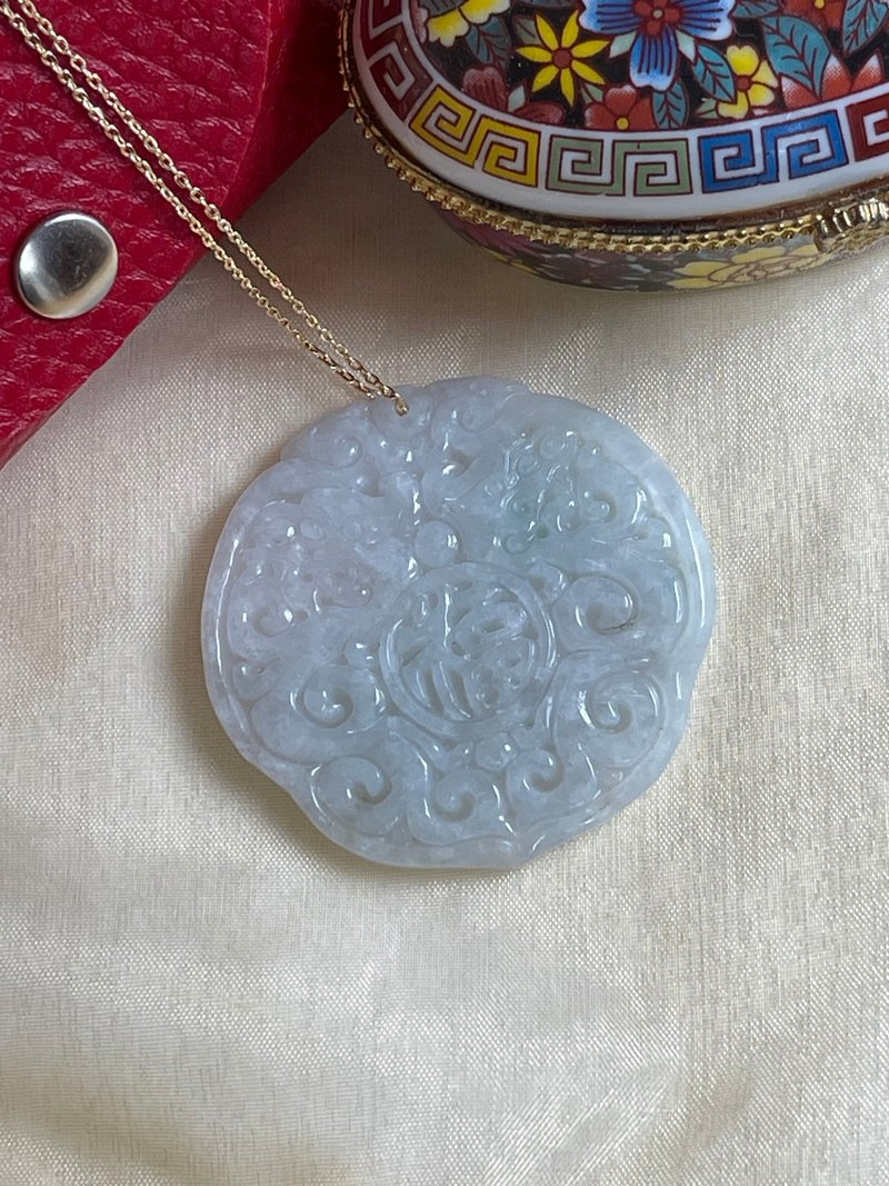 翡翠玉佩 II 福牌 緬甸玉無優化 天然A貨翡翠 Fayina / fayina original design｜項鍊人氣榜 - Pinkoi