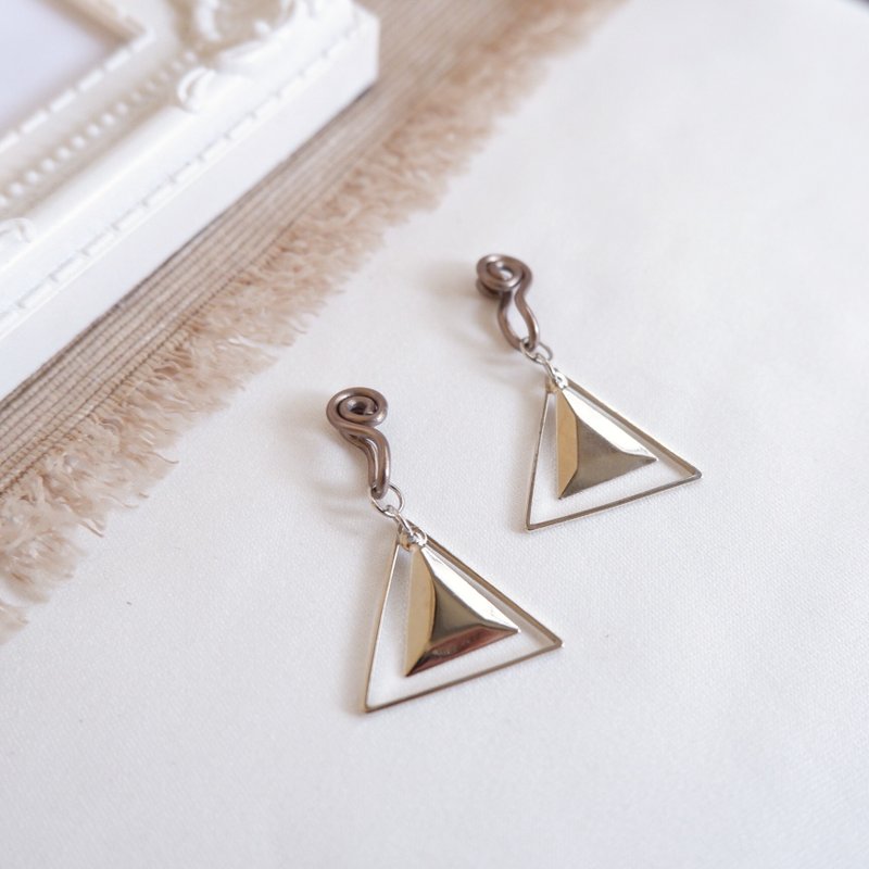 Three-dimensional big triangle ear clip earrings - Shop lacat2008 ...