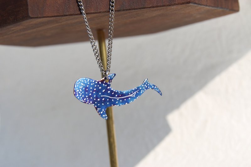 手工製作x純鈦鯨鯊 豆腐鯊項鍊x可碰海水不生鏽 吾島製鈦 wootopia titanium studio｜項鍊人氣榜 - Pinkoi