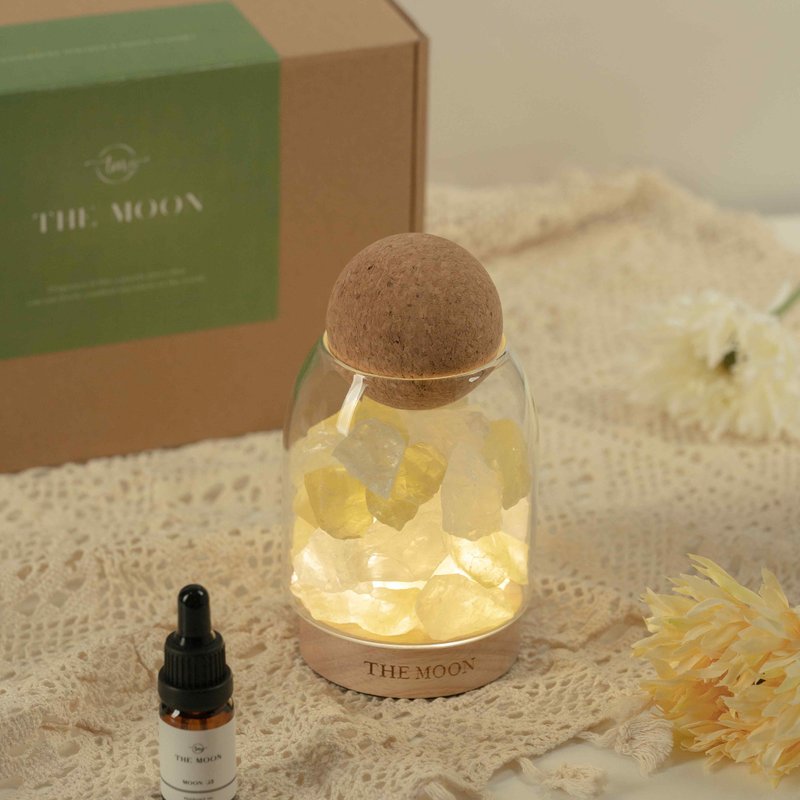 THE MOON 白水晶X黃水晶 // 雙色水晶擴香燈 THE MOON｜香氛/精油/擴香人氣榜 - Pinkoi