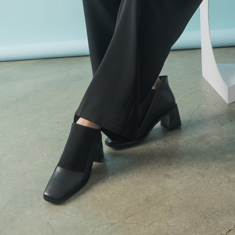 文青必備-腳背拼接繃帶-粗跟踝靴-黑色 NO216｜女短靴/中筒靴人氣榜 - Pinkoi