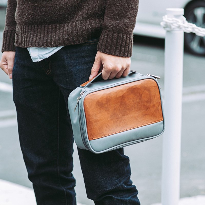 Raymii 灰色 雙層多功能3C收納包 可收畫筆 彩妝筆 化妝包 - 設計館 Raymii 瑞米 專業支架第一品牌 品牌旗艦店 手提包/手提袋 - Pinkoi