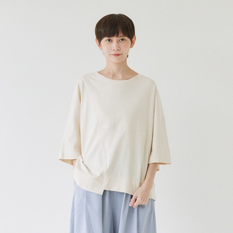 【Simply Yours】不對稱拼接T 米白F Simply Yours｜女 T 恤人氣榜 - Pinkoi