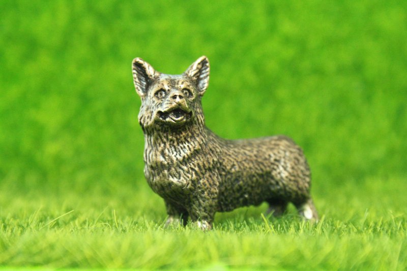 Corgi dog - miniature statuette of bronze, metal figurine - Shop ...