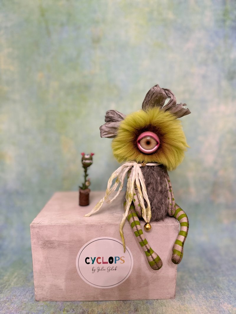 Green&gray mini cyclops - girl_MADE TO ORDER in July! Cyclops by Julia ...