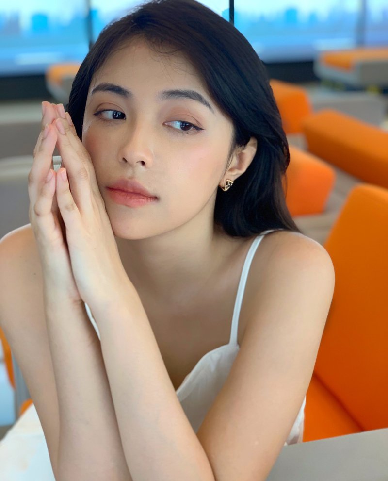 【聖誕飾品】金三角 天然石 14k包金耳夾 One N Only Jewelry｜耳環/耳夾/耳骨夾人氣榜 - Pinkoi